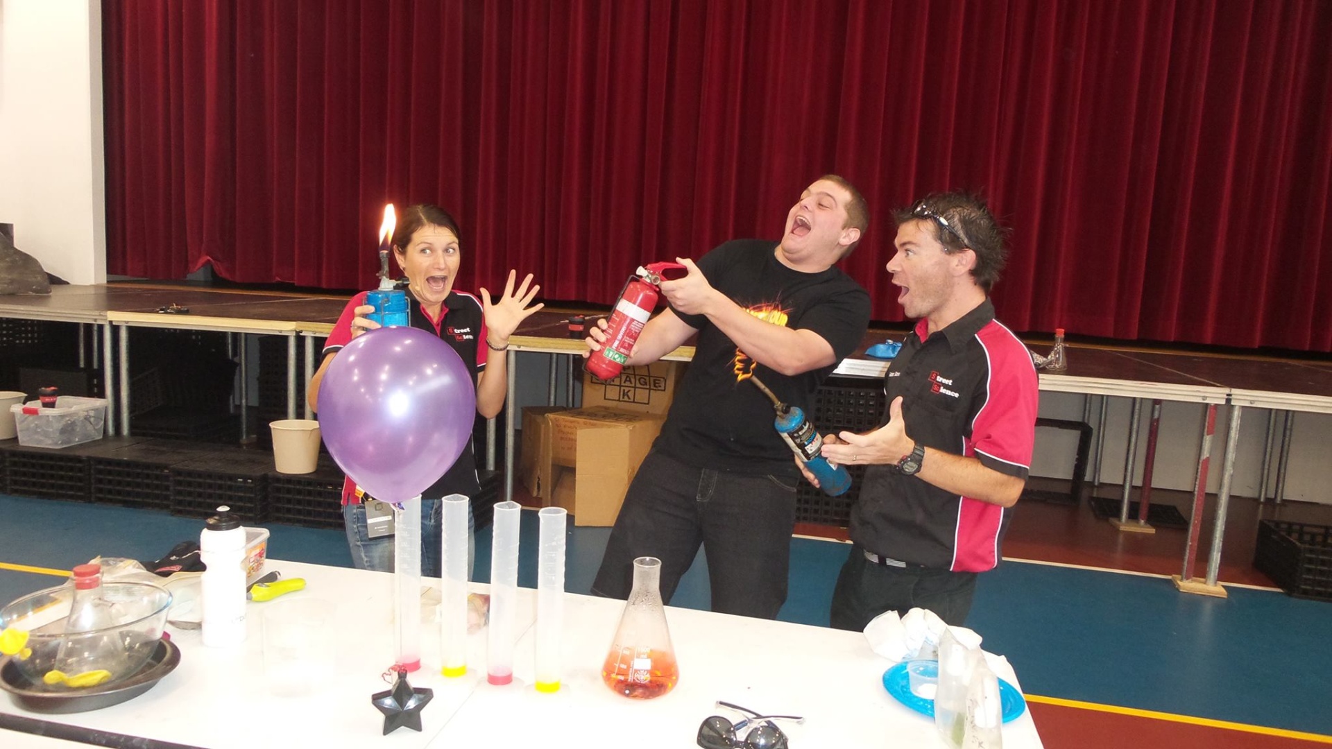 Cairns Events - Event Details - Street Science Shows!