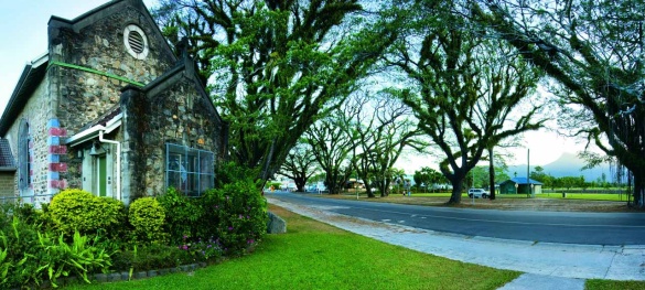 Mossman - Tourism Town - The Tourism Marketplace - Find and book ...
